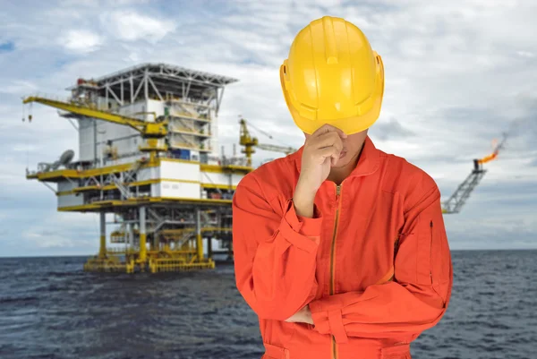 Oil worker and oil rig Stock Photo by ©kampee_p 73852495