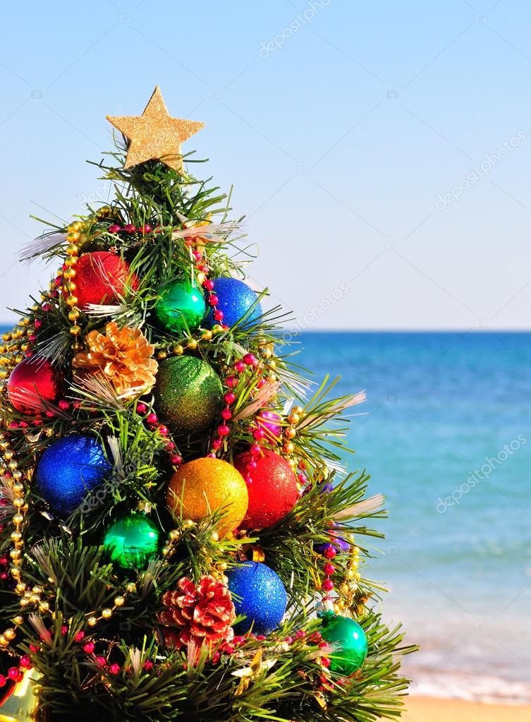 Beach Christmas Tree Wallpaper