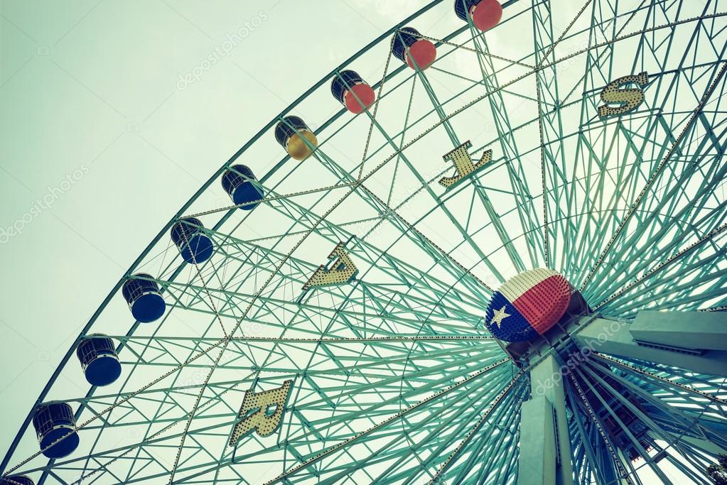 Texas Star Ferris Wheel — Stock Editorial Photo © krisrobin #81001076