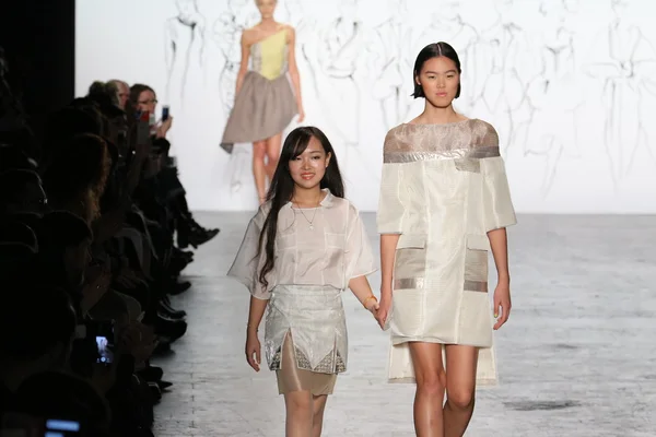 Designer Nhi Nguyen and model – Stock Editorial Photo © fashionstock ...