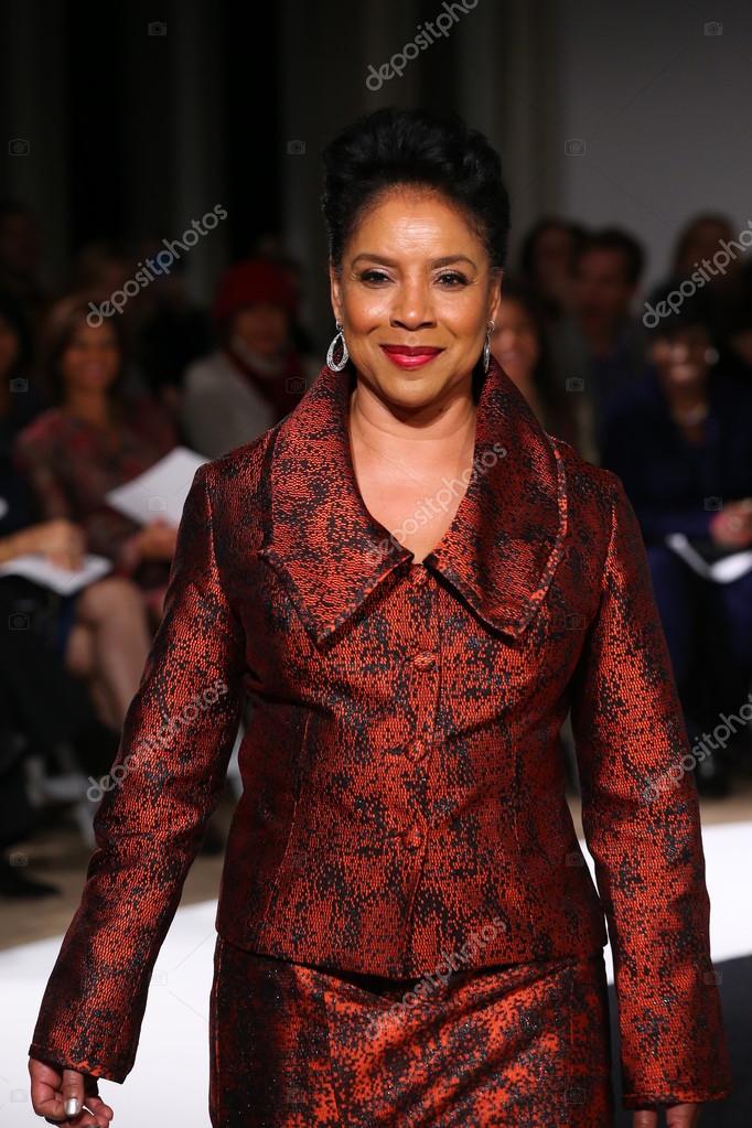 Phylicia Rashad at the B Michael America fashion show – Stock Editorial ...