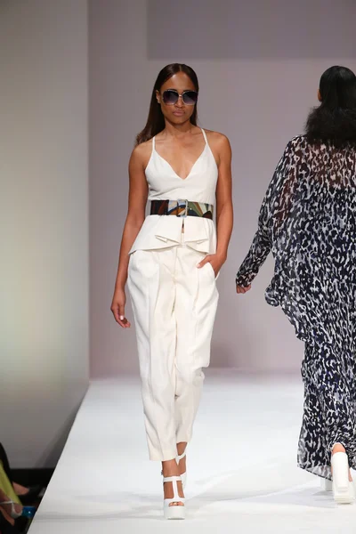 Esosa fashion show Spring 2016 – Stock Editorial Photo © fashionstock ...