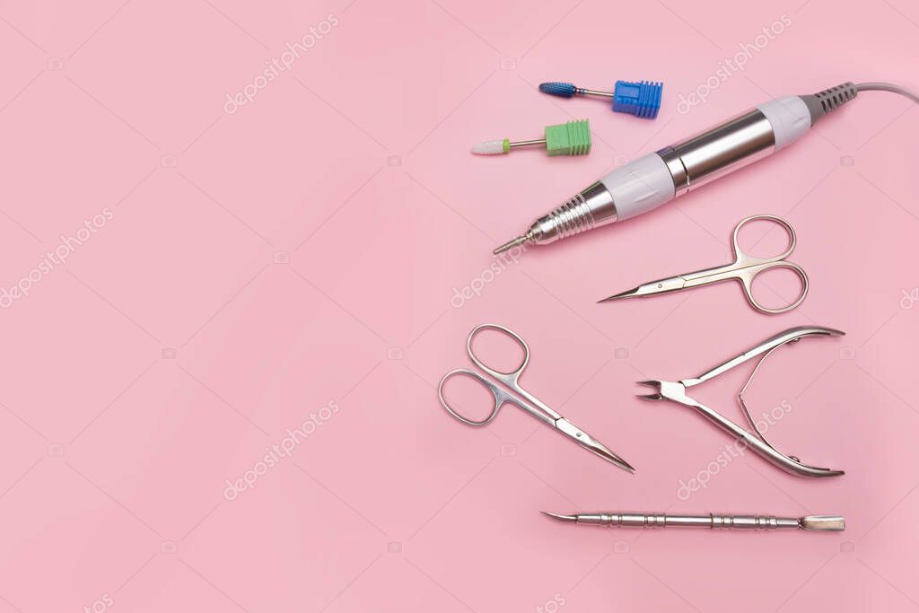 Herramienta para uñas. Manicura de acero profesional y herramientas de ...