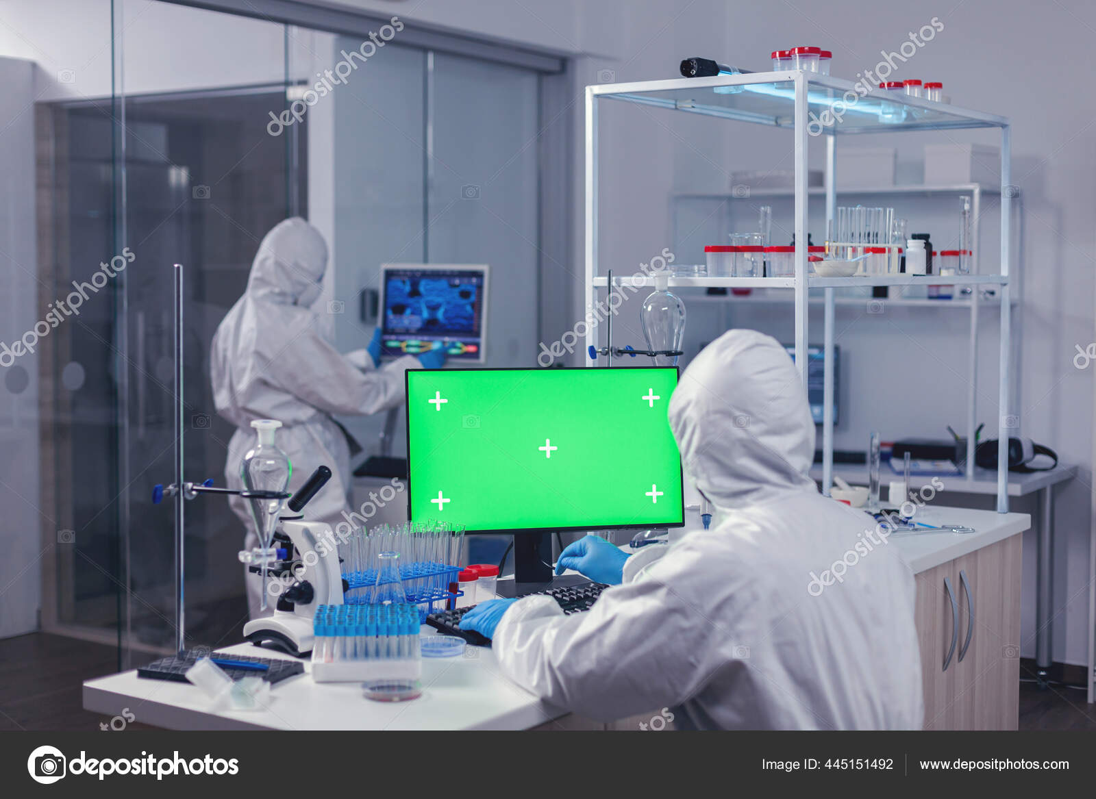 Computer with green screen in lab and medical staff — Stock Photo ...
