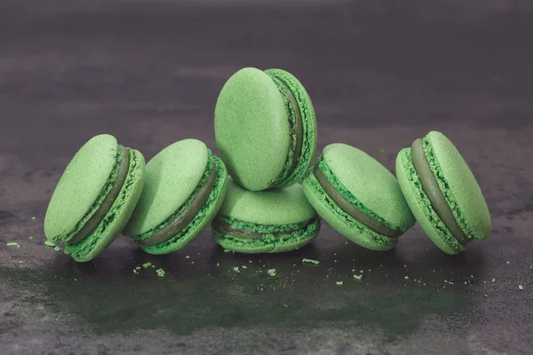 Green apple macarons Stock Photos, Royalty Free Green apple macarons ...