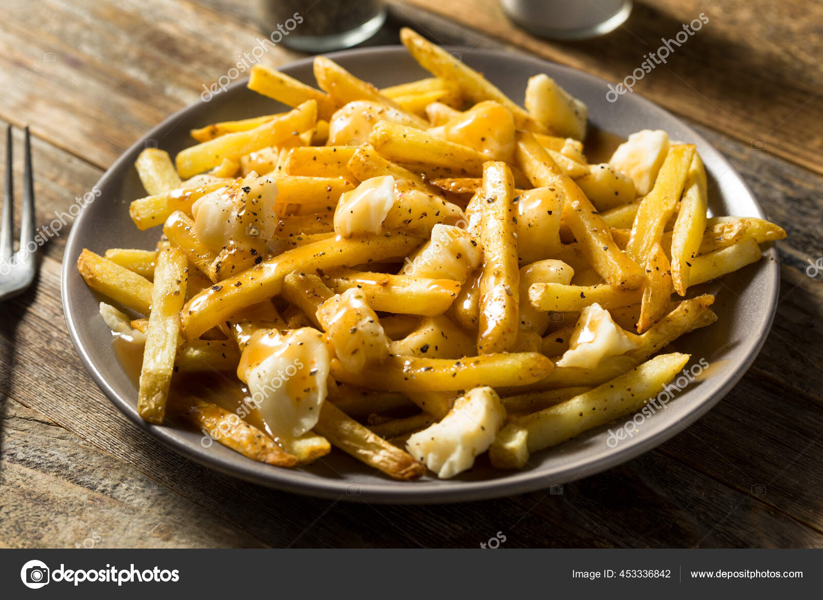 Pommes Frites Poutine