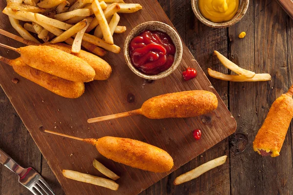 Corn dog Stock Photos, Royalty Free Corn dog Images | Depositphotos
