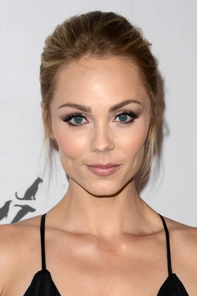 actress Laura Vandervoort – Stock Editorial Photo © Jean_Nelson #108885340