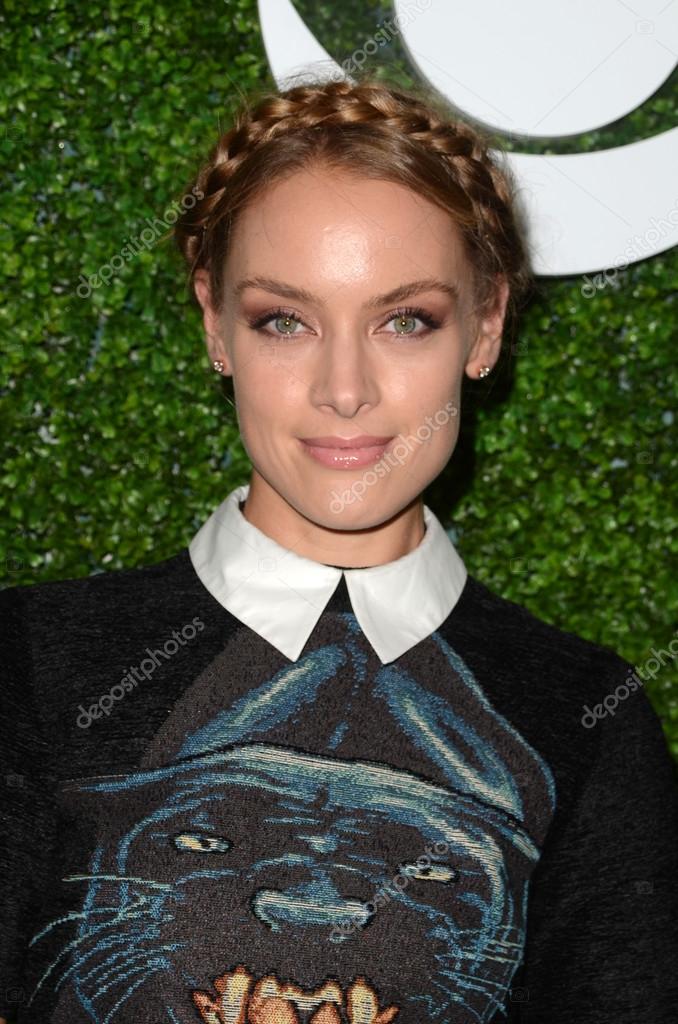 Rachel Skarsten 2022