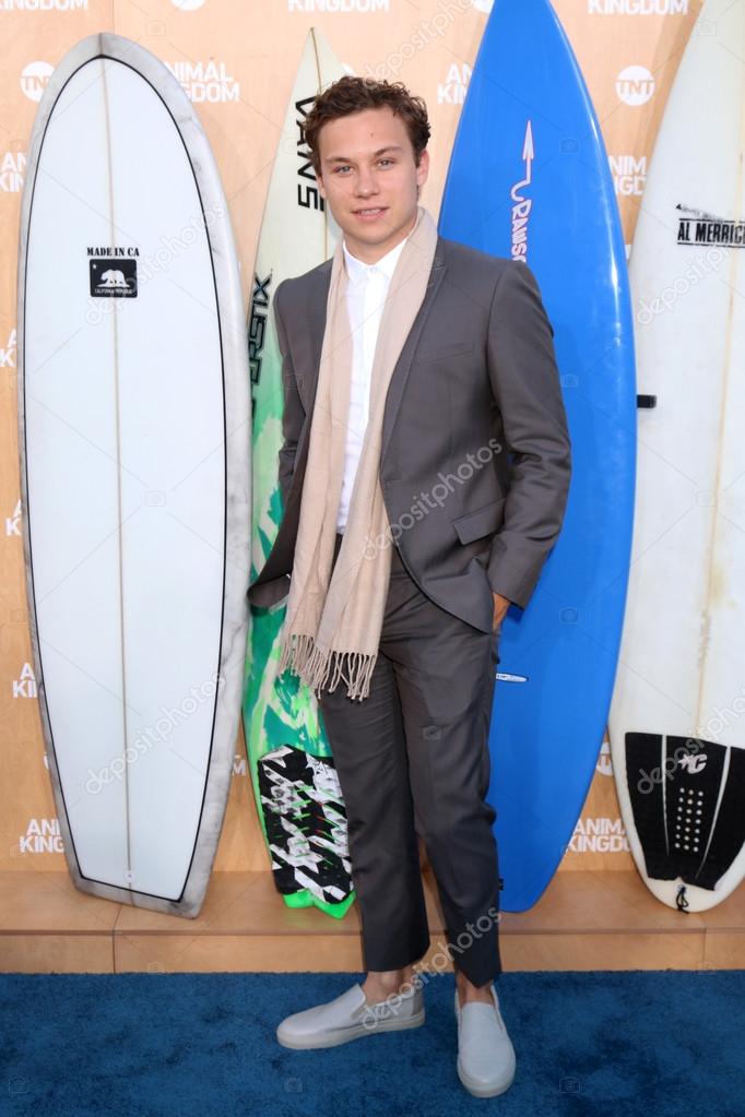 Actor Finn Cole – Stock Editorial Photo © Jean_Nelson #112692158