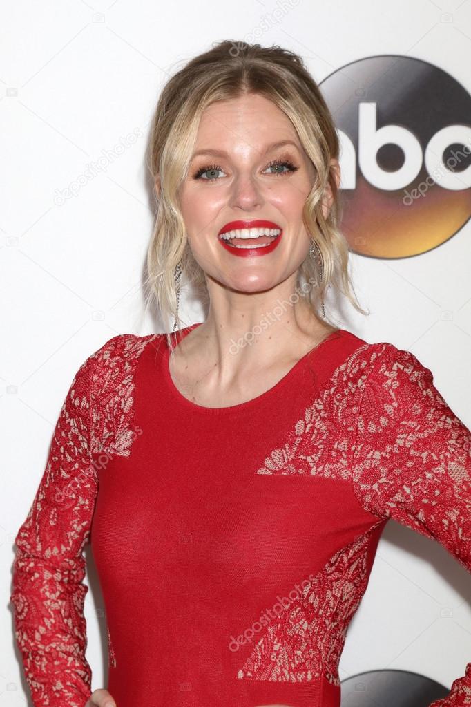 Actress Chelsey Crisp – Stock Editorial Photo © Jean_Nelson #118896474