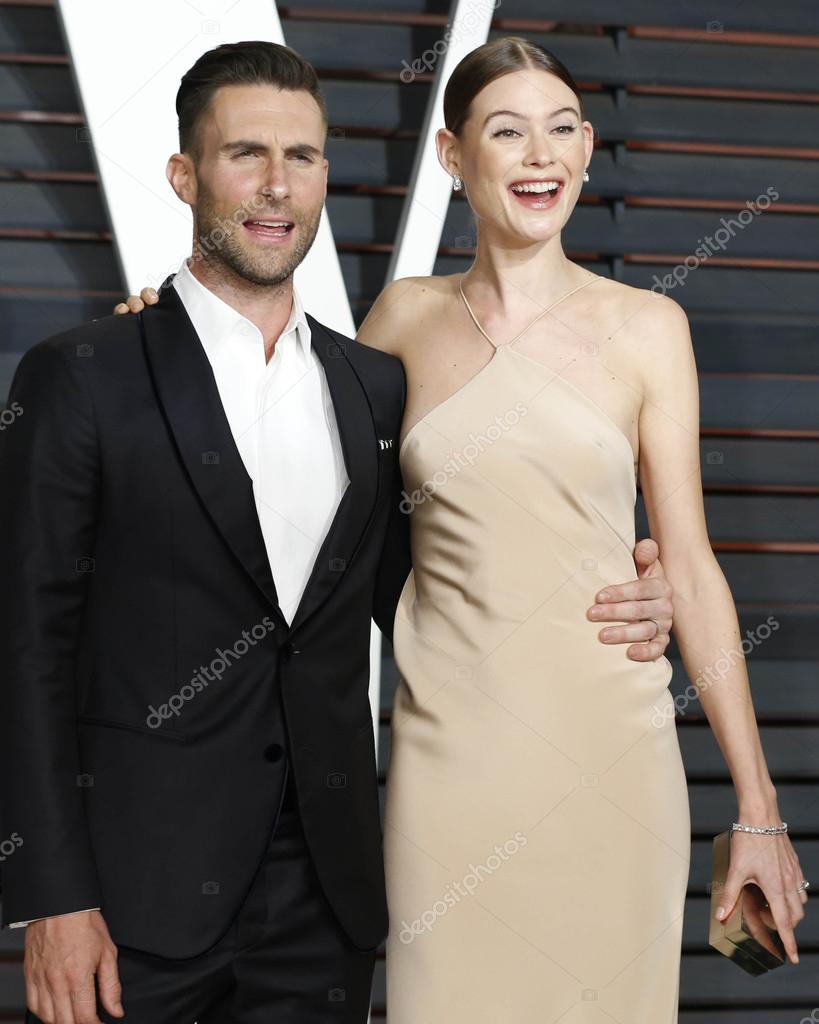 Adam Levine Arielle Vandenberg