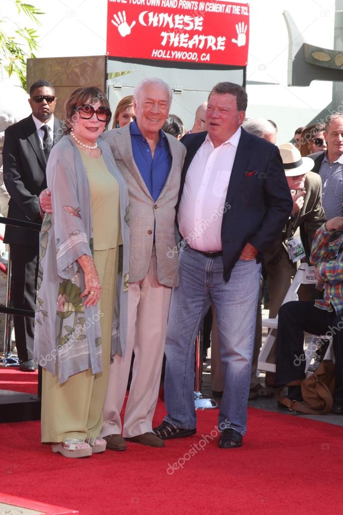 Shirley MacLaine, Christopher Plummer, William Shatner — Stock ...