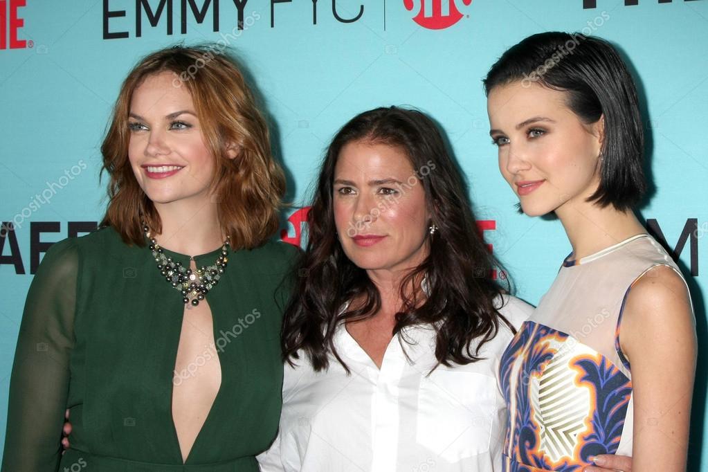 Ruth Wilson, Maura Tierney, Julia Goldani Telles – Stock Editorial ...