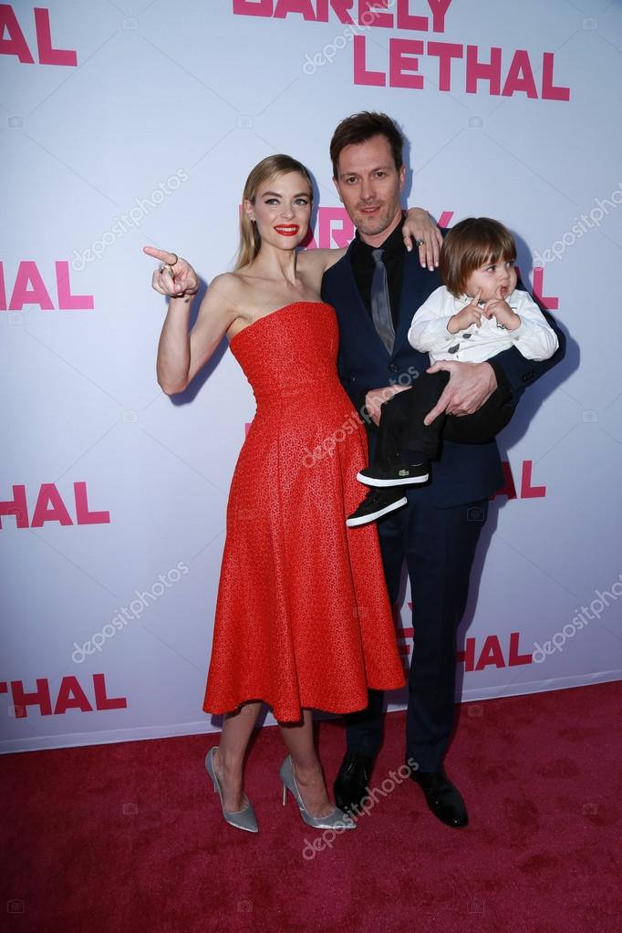 Jaime King And Topher Grace