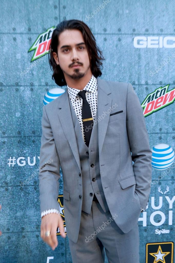 Avan Jogia En Johnny Depp Avan Jogia Brasil Image #2088184 On
