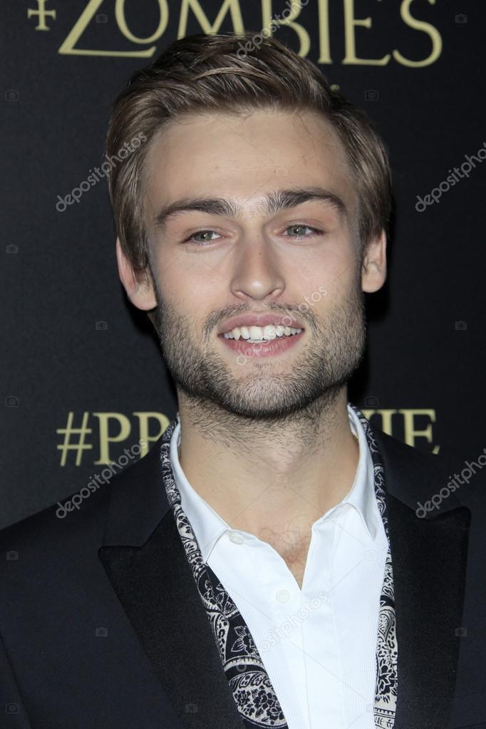 Douglas Booth Actor