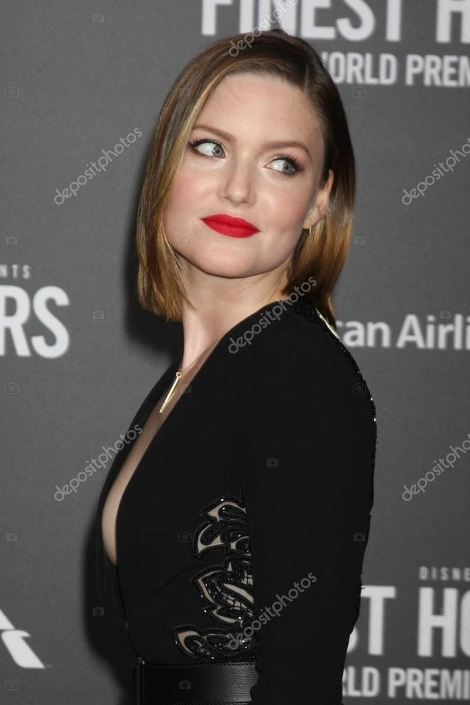 Actress Holliday Grainger — Stock Editorial Photo © Jean_Nelson #97058254