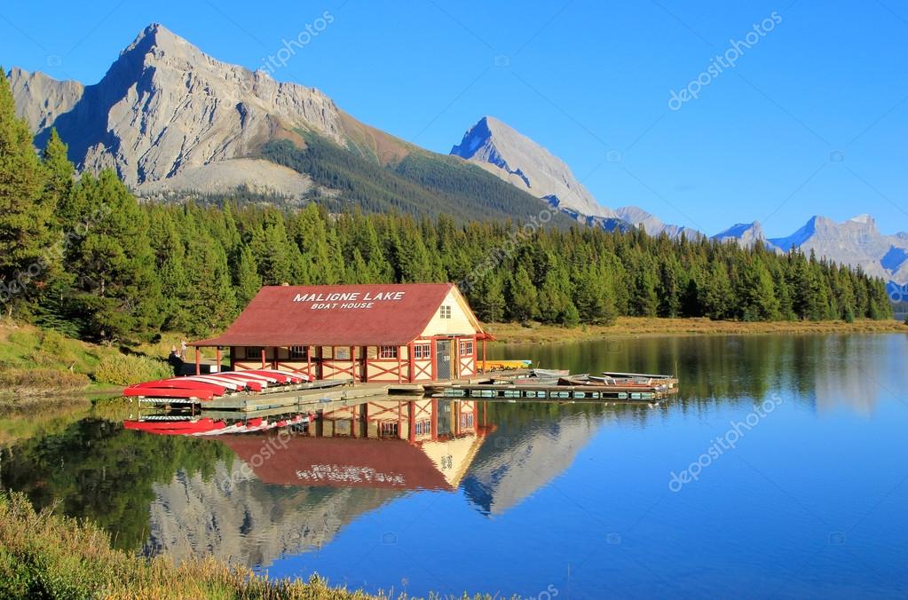 Lago Maligne en el Parque Nacional Jasper, Alberta, Canadá 2022