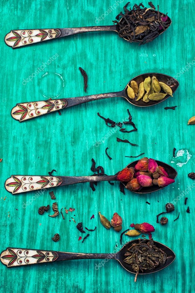 Five varieties of loose tea — Stock Photo © Nikolay_Donetsk #55743753