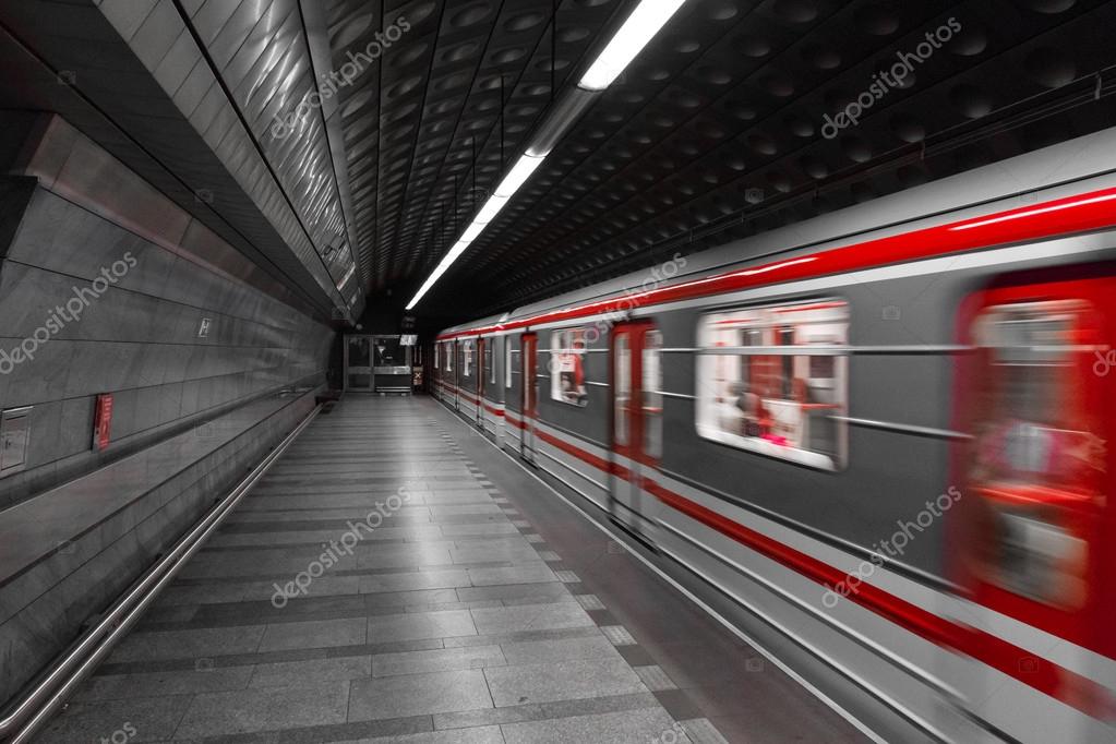 Metro de Praga. Estilización. Tonificación. Praga es la capital y ...