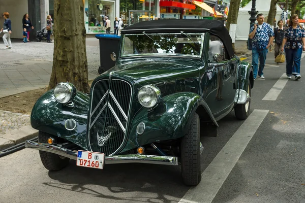 100,000 Kip met citroen Vector Images | Depositphotos