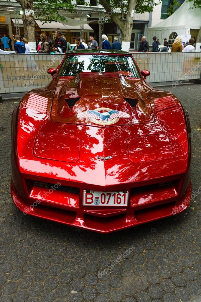 Coche deportivo Chevrolet Corvette C3 Stingray coupe. Los días clásicos ...