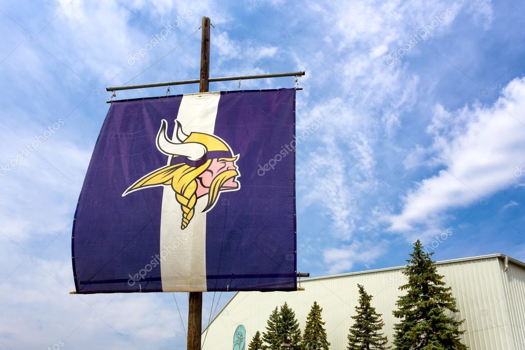 Minnesota Vikings Practice Facility and Flag — Stock Editorial Photo ...