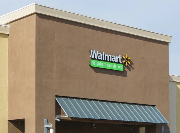 Walmart store exterior – Stock Editorial Photo © wolterke #44500913
