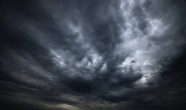Black storm clouds Stock Photos, Royalty Free Black storm clouds Images | Depositphotos