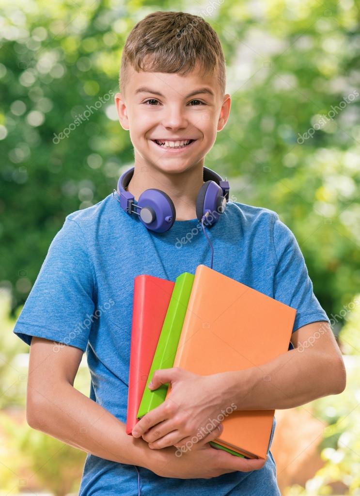 Boy back to school Stock Photo by ©VaLiza 115256420
