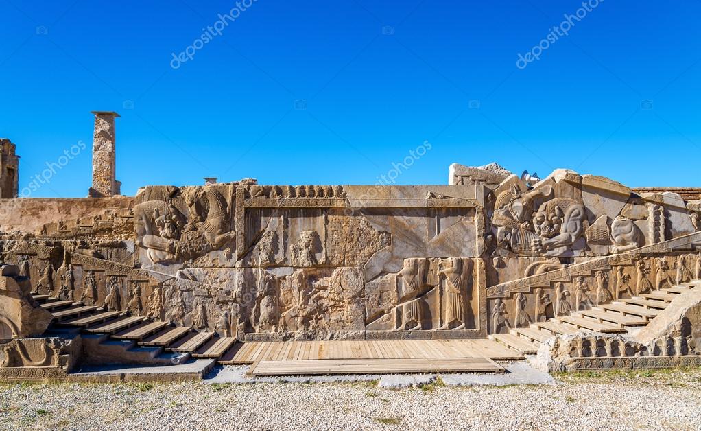 Ancient persian carving in Persepolis - Iran — Stock Photo © Leonid ...