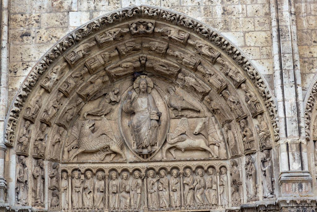 La catedral de Reims o Reims del siglo XIII de Notre-Dame, muy dañada ...