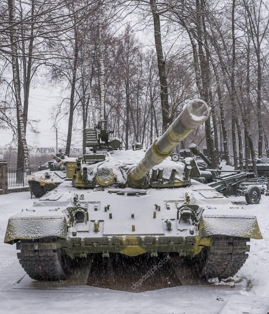 T-80B-The world's first serial tank with a gas turbine engine, – Stock ...