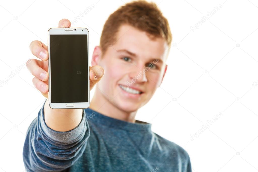 Man showing cell phone — Stock Photo © Voyagerix #96591542