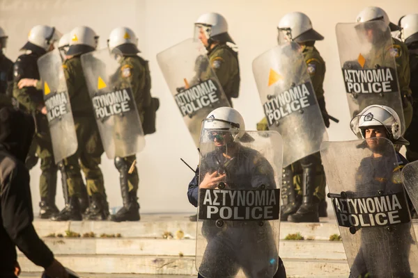 Riot policji Stock Photos, Royalty Free Riot policji Images | Depositphotos