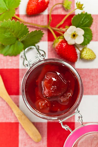 Strawberry jam spread Stock Photos, Royalty Free Strawberry jam spread ...