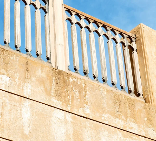 Parapet railing Stock Photos, Royalty Free Parapet railing Images ...