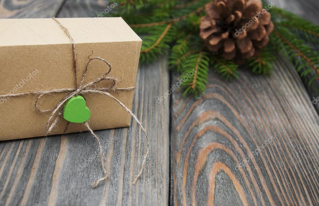 Christmas trees with gift box Stock Photo by ©ls992007 59140055