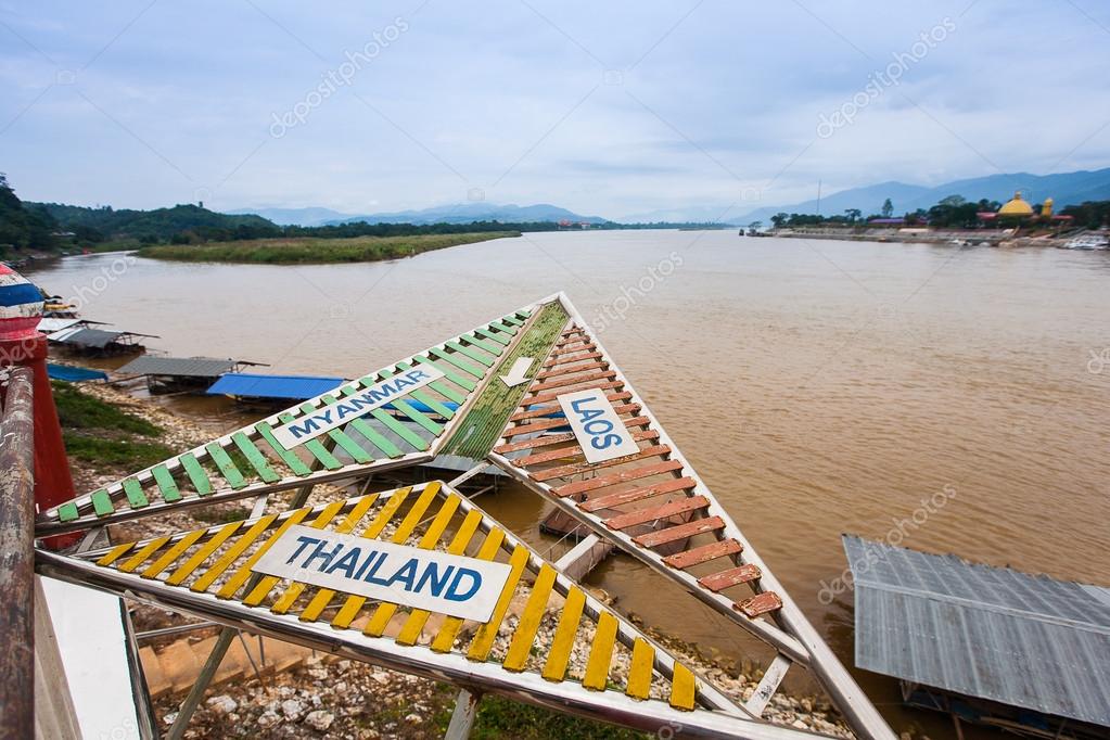 Golden Triangle - the border of Thailand, Burma and Laos — Stock Photo ...