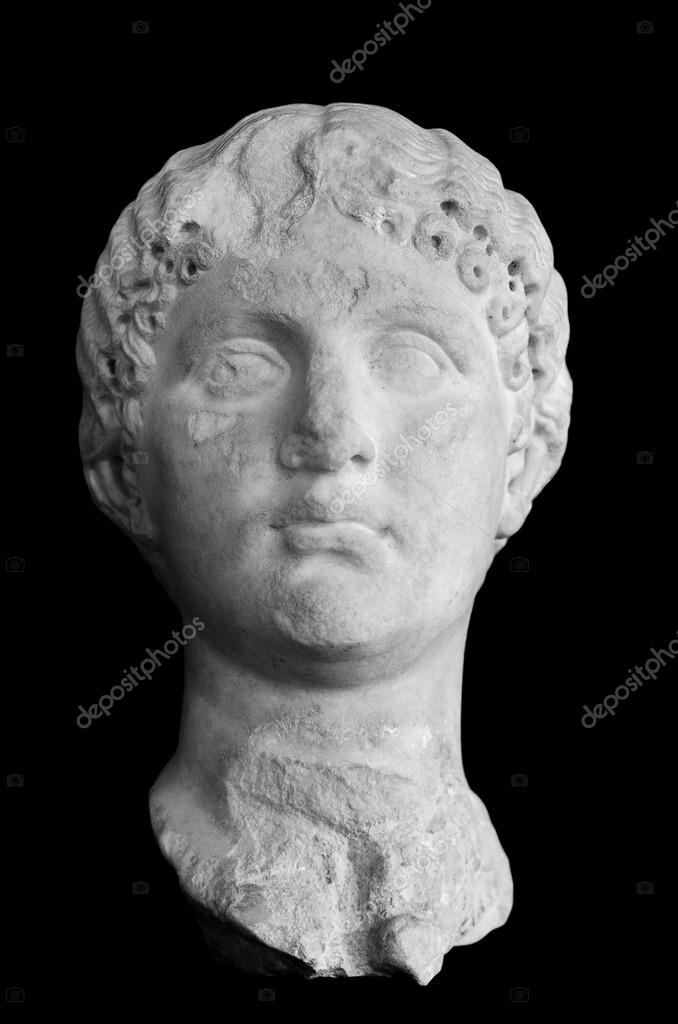 Pictures : roman statues | Ancient Roman sculpture in black and white ...
