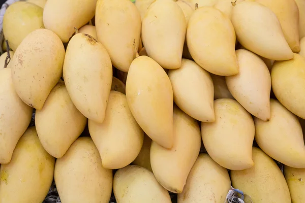 Texture of fresh mangoes Stock Photos, Royalty Free Texture of fresh ...