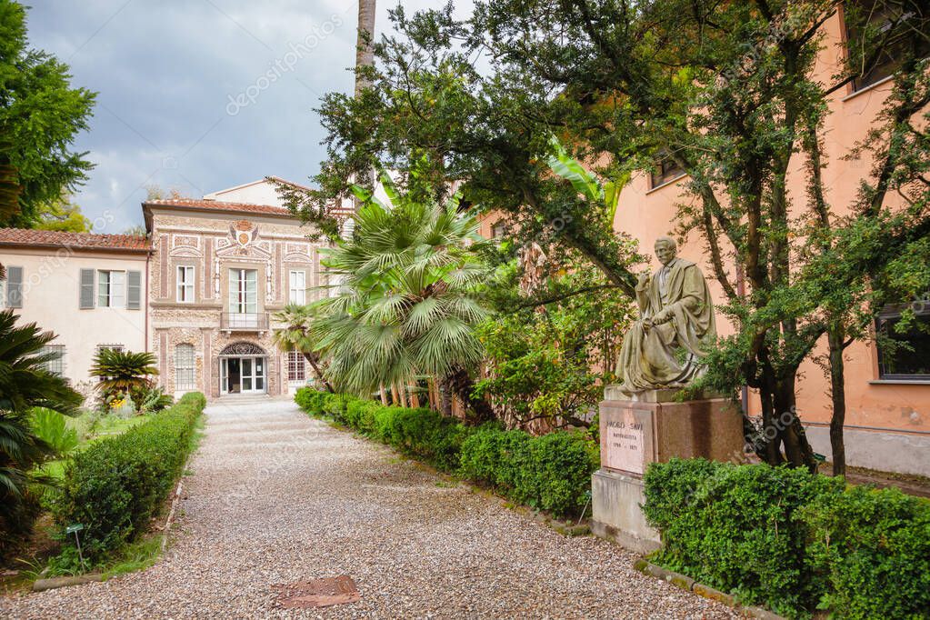 PISA, ITALIA - 30 DE MAYO DE 2018: Paolo Savi, un geólogo italiano y ...