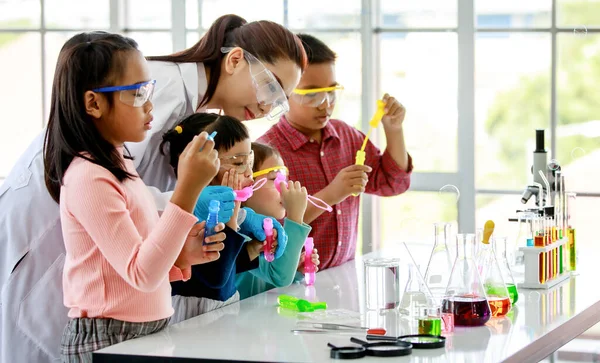 Kids science lab Stock Photos, Royalty Free Kids science lab Images ...