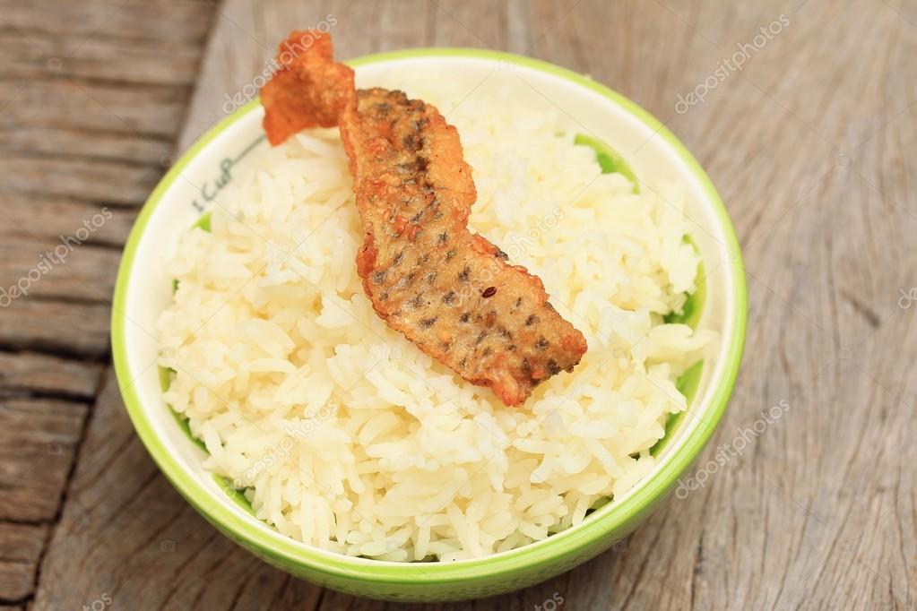 Fish fried with rice — Stock Photo © oilslo #110883230