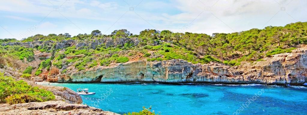 Cala des Moro panorama, Majorca - bay with beach Stock Photo by ...