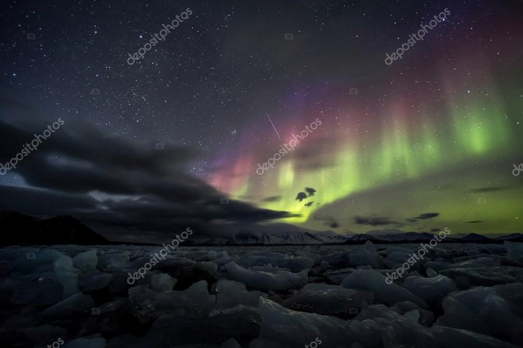 Northern lights on the Arctic sky Stock Photo by ©erectus 55493857