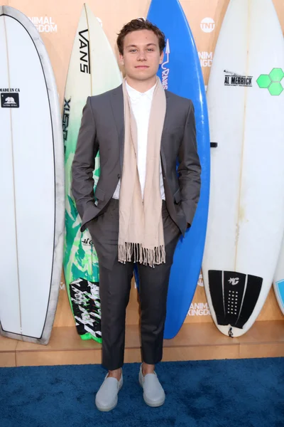 Actor Finn Cole – Stock Editorial Photo © Jean_Nelson #112692158