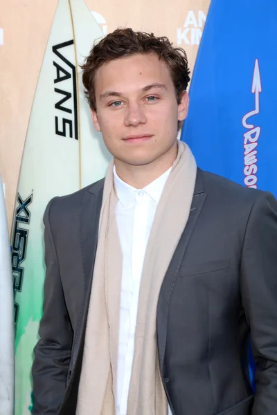 Actor Finn Cole – Stock Editorial Photo © Jean_Nelson #112692158