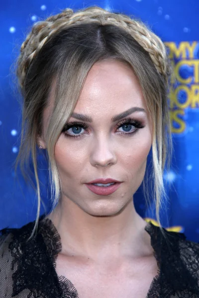 Actress Laura Vandervoort – Stock Editorial Photo © Jean_Nelson #108885340